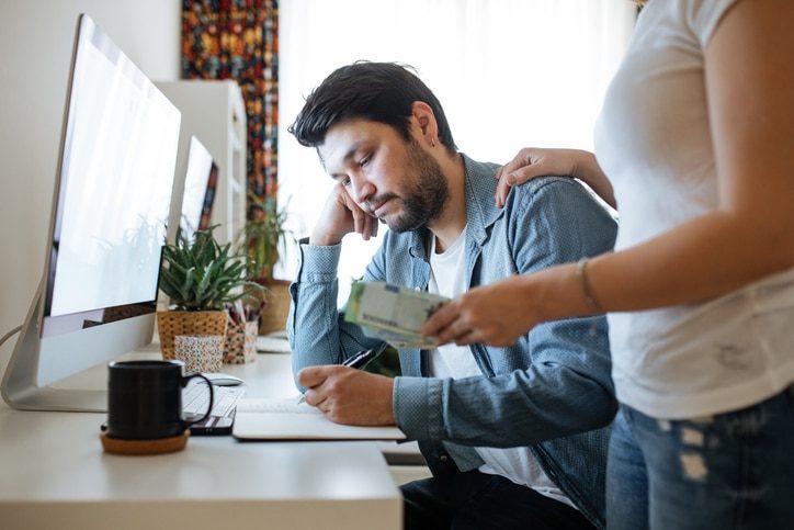 Arrêt maladie : le maintien de salaire par la prévoyance Arrêt maladie : le maintien de salaire par la prévoyance